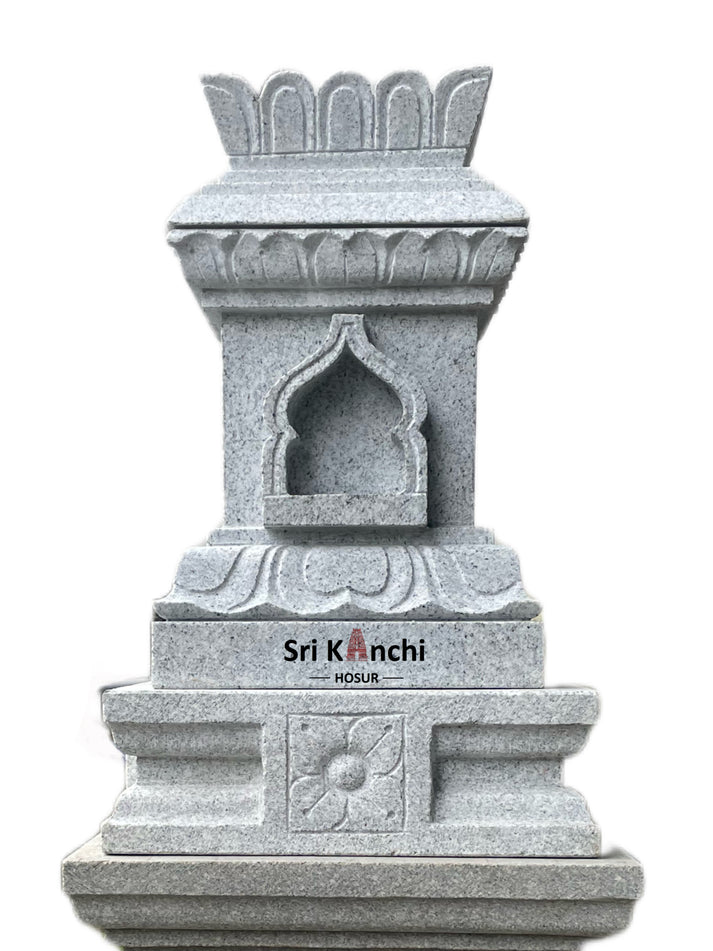Tulasi Maadam( Deepam Maadam + 3 Sides Plain) – SRIKANCHI